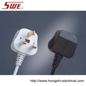 British Type 13A Fused Fully-Moulded N/R Plug | SWE