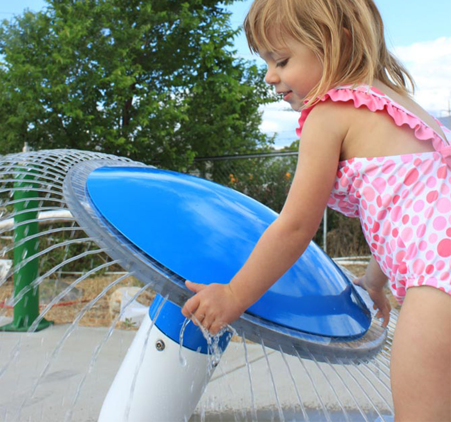 Disc Water Fountain | Water Playground Equipment | Water Park | Sand ...